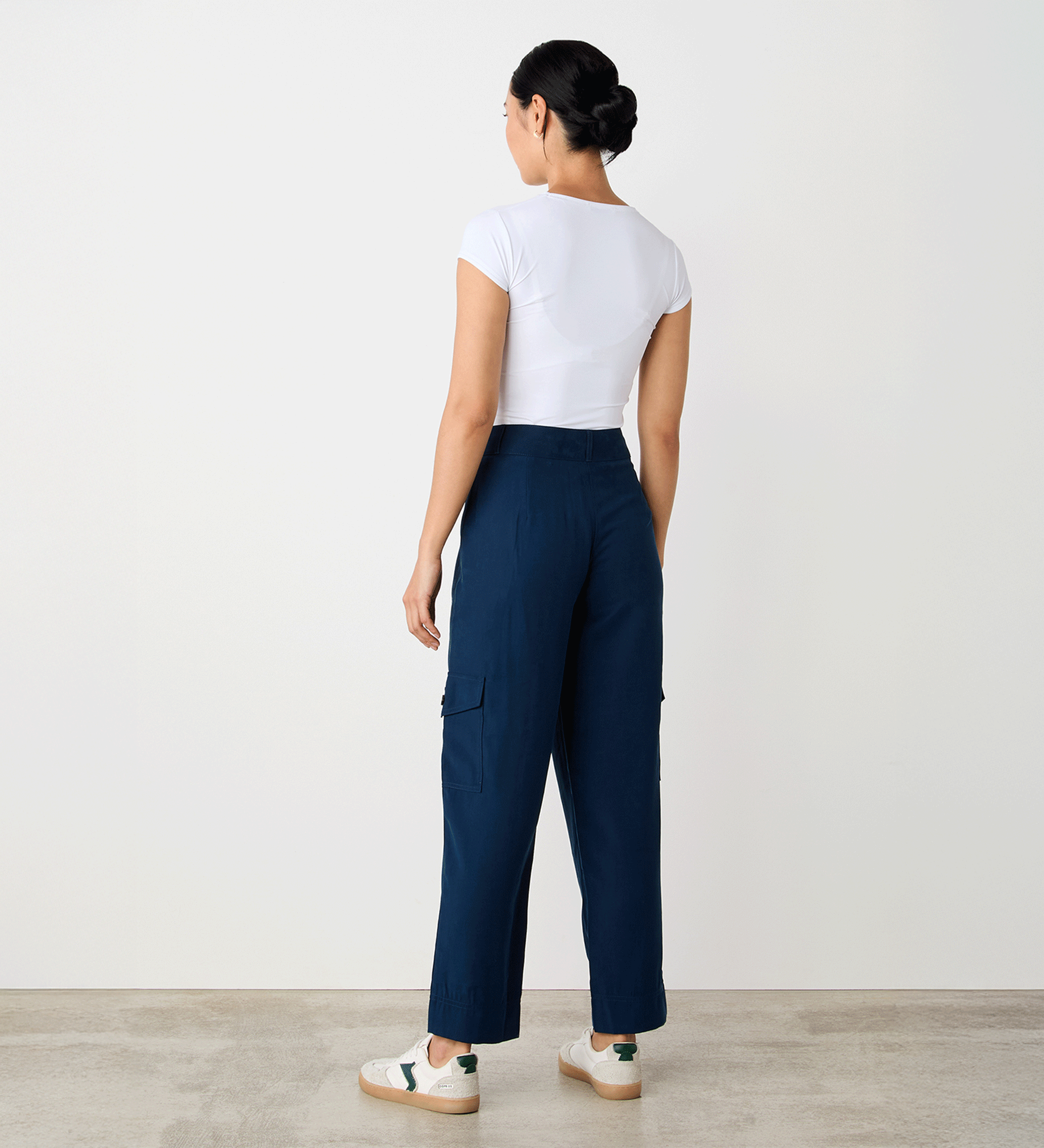 Sara Navy Cargo Trousers – Finery London