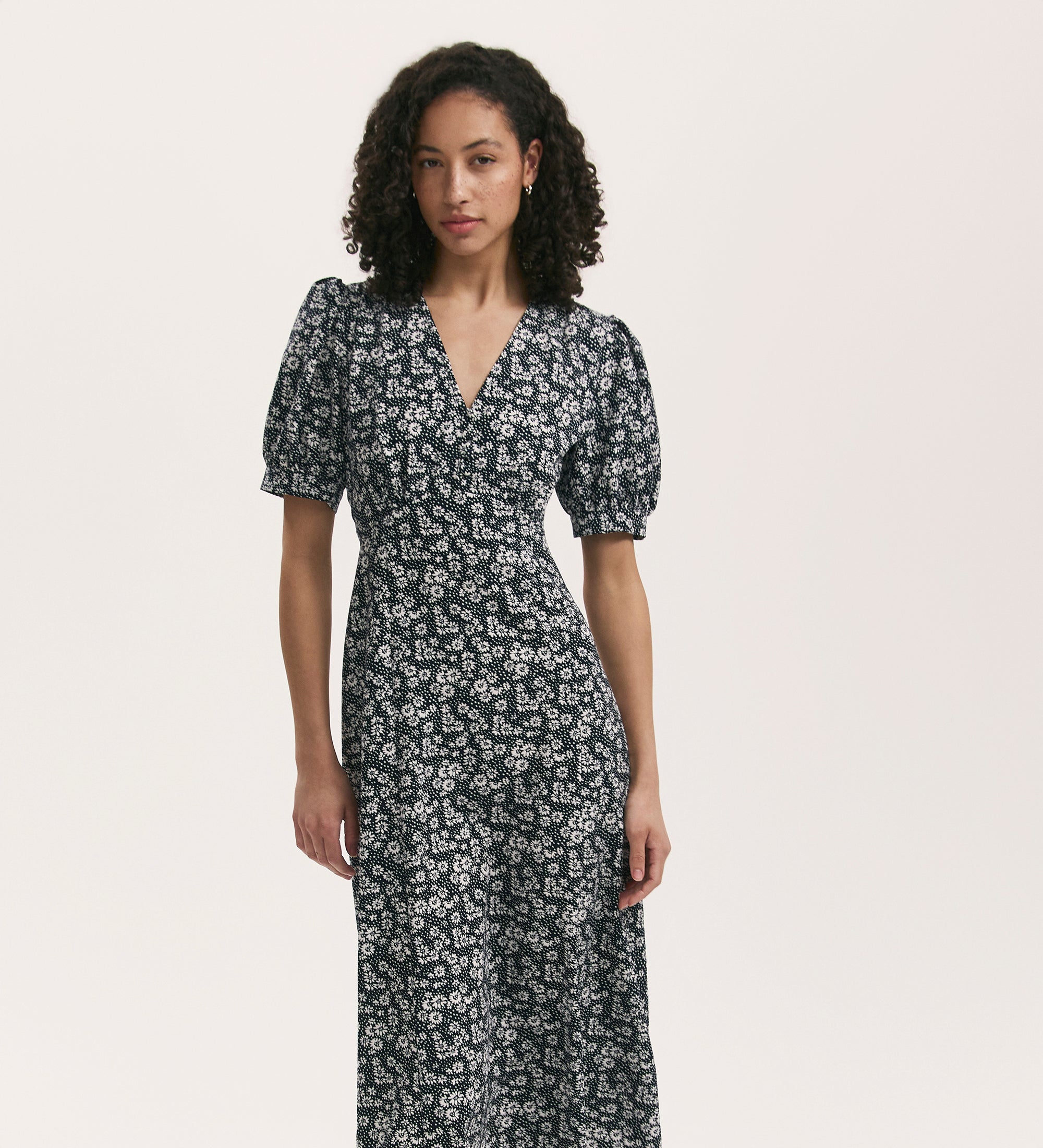 Colette Navy Daisy Crepe Midi Tea Dress – Finery London