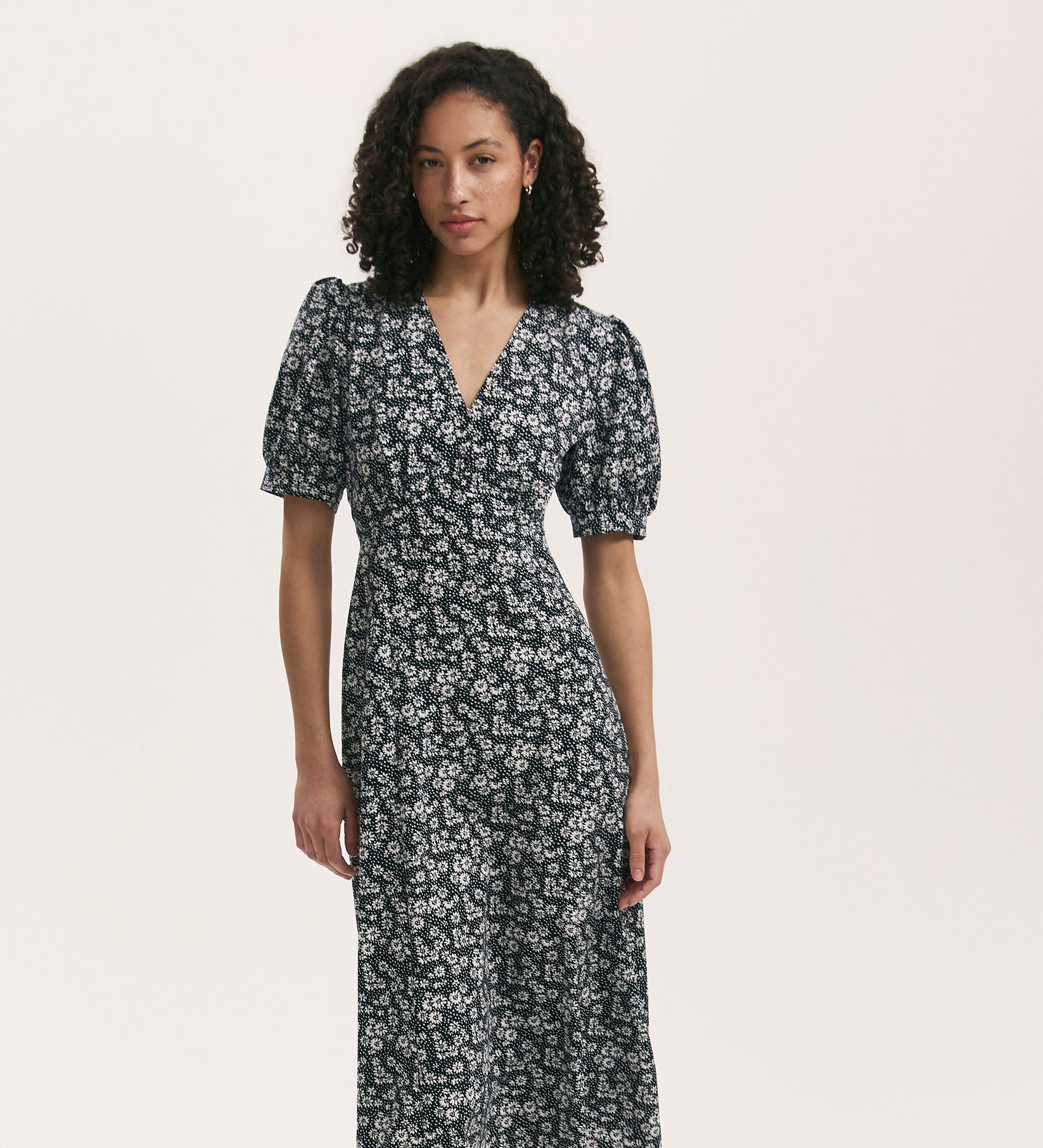 Colette Navy Daisy Crepe Midi Tea Dress – Finery London