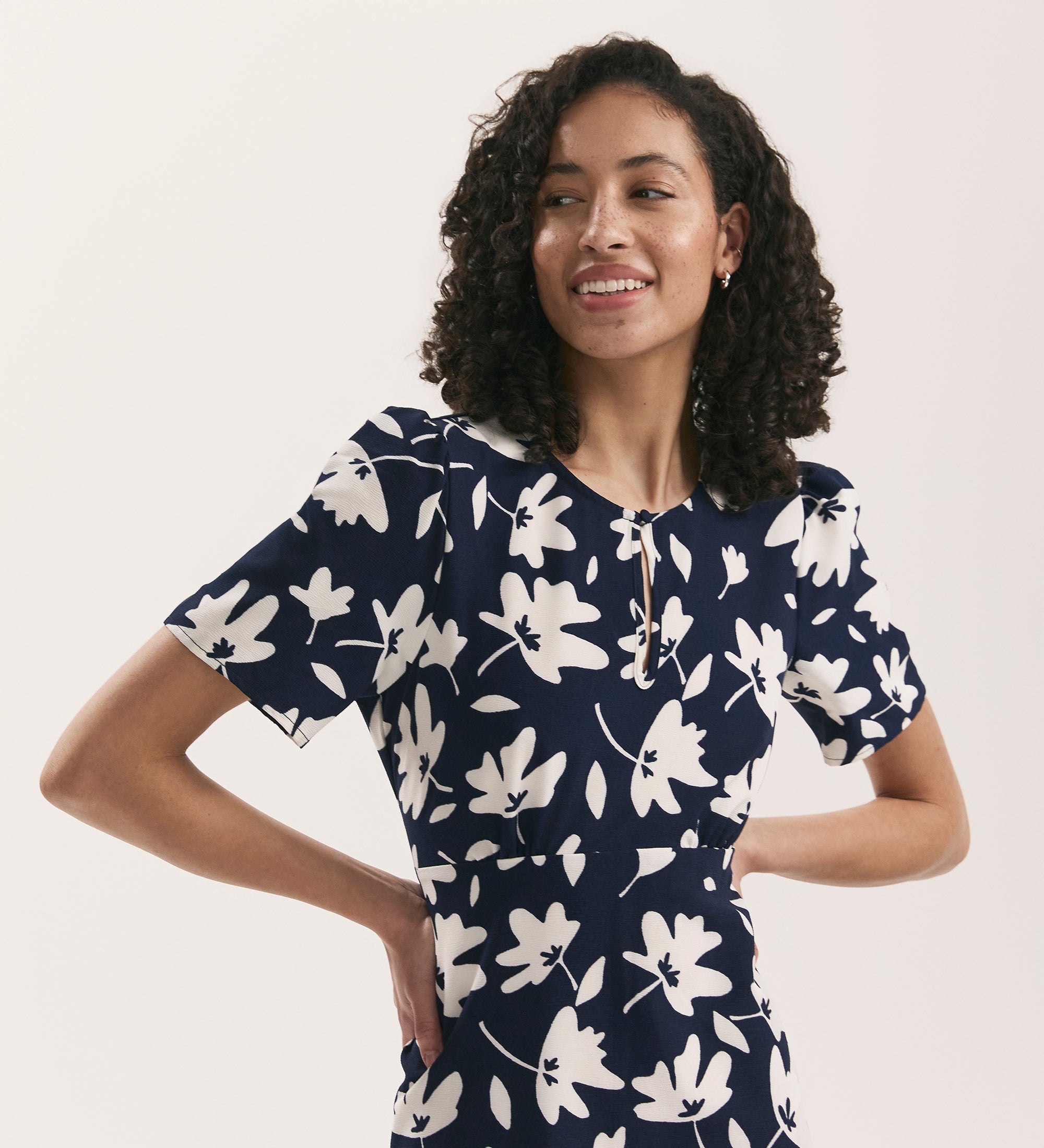 Tea Dresses | Midi & Floral | Finery London